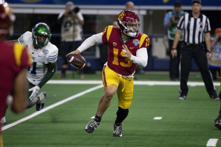 List of Maxwell Award Winners by Year