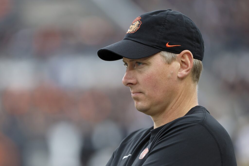Oregon State Beavers Promote Trent Bray to Head Coach | College Sports ...