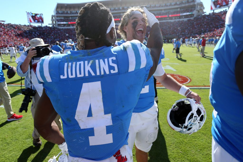 Five Landing Spots for Quinshon Judkins: Alabama, Michigan Frontrunners ...