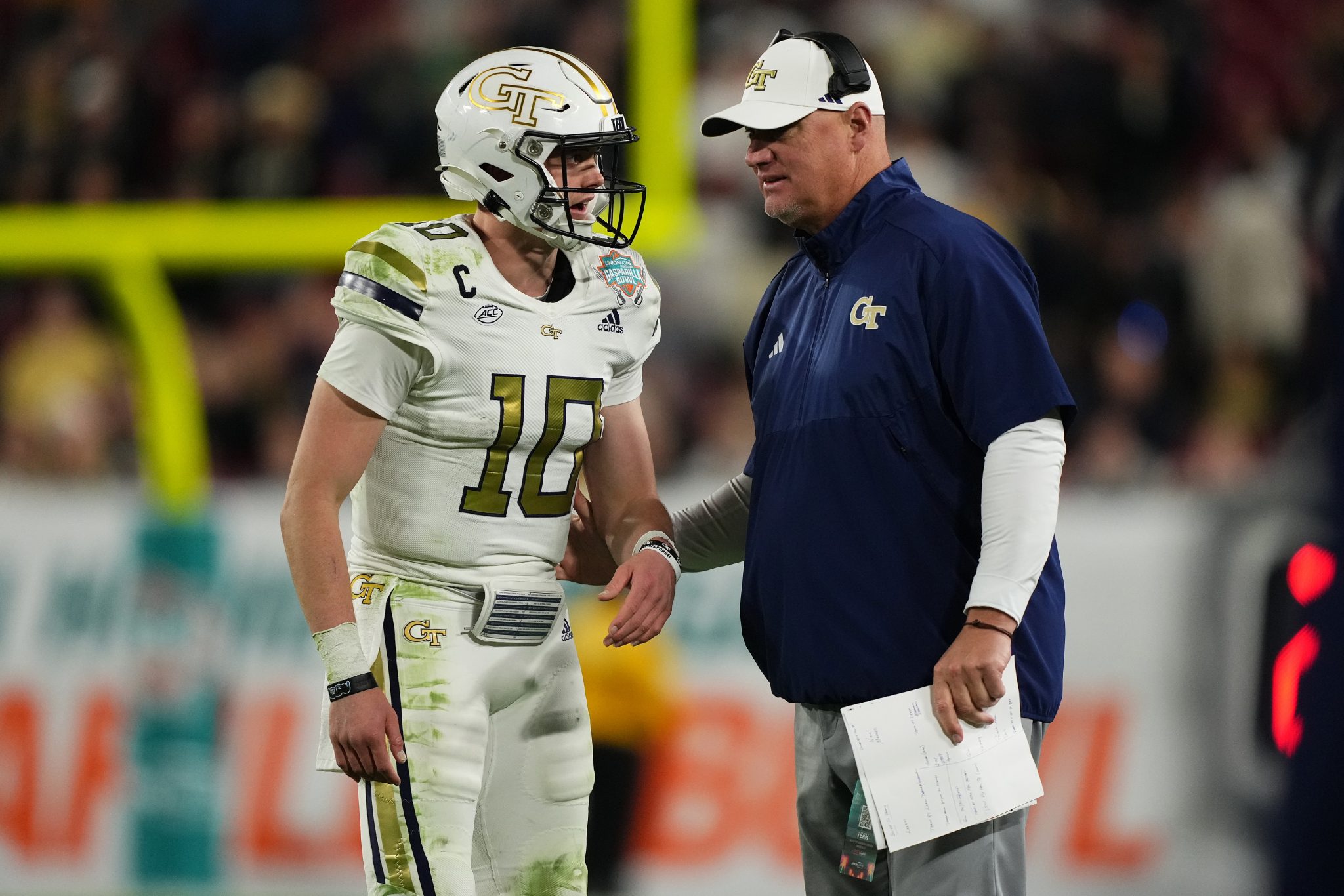 When Does the College Football Season Start? Kickoff Dates, Start Times ...