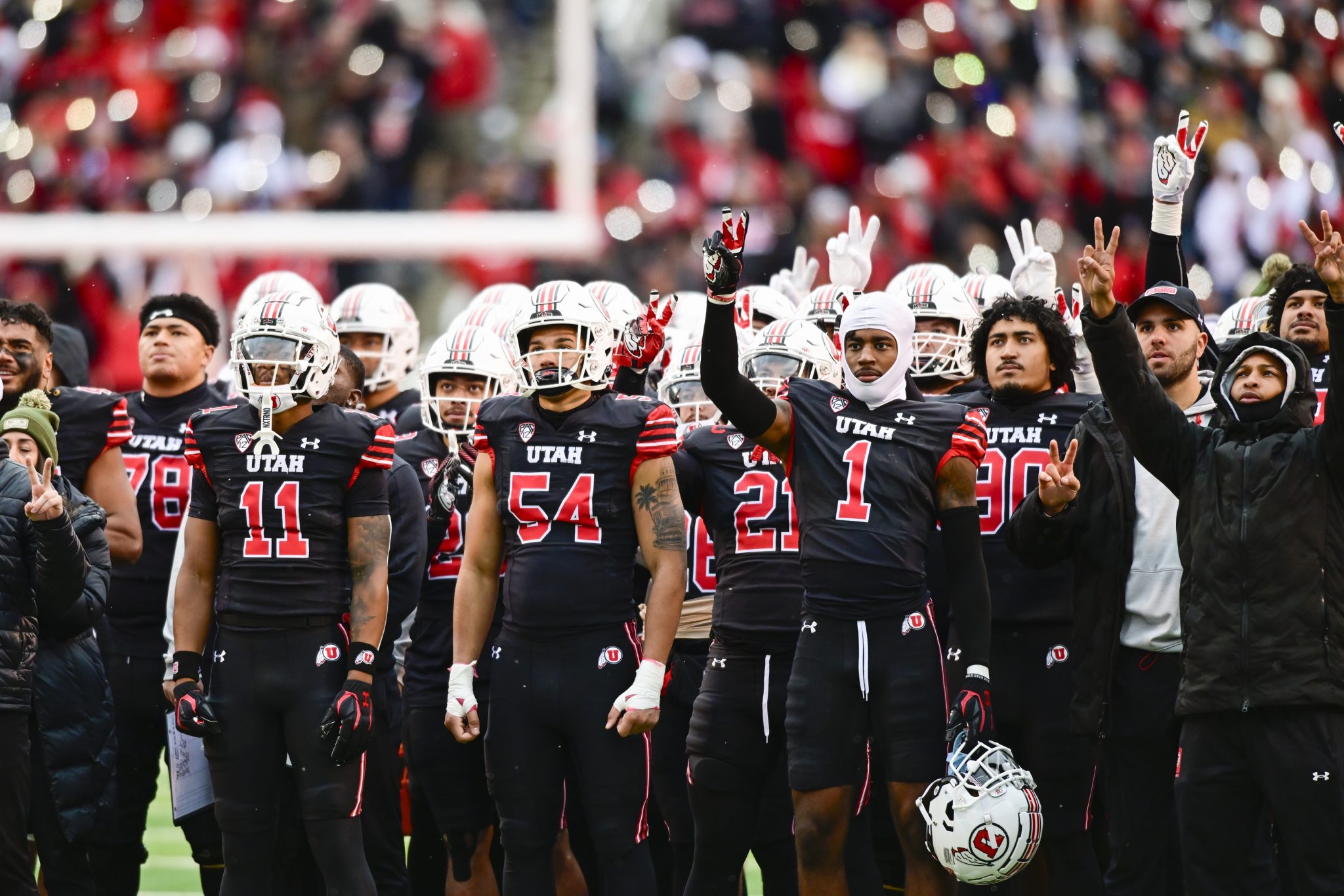 How Many Players Are on a College Football Team? | College Sports Network