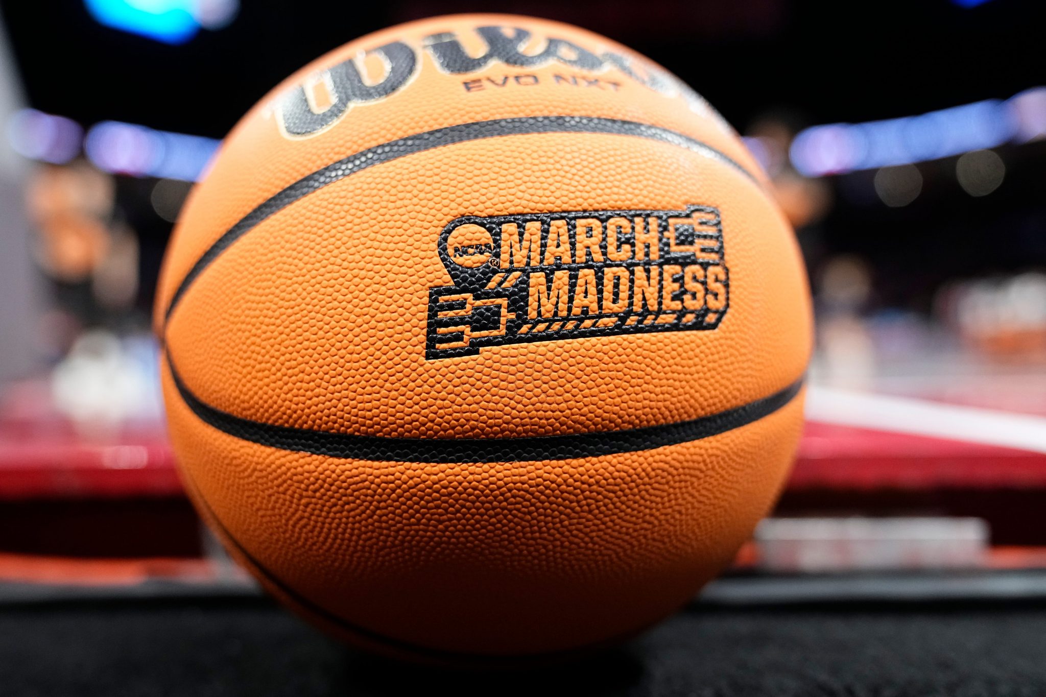 March Madness Announcers: Full Broadcast List for the Round of 32