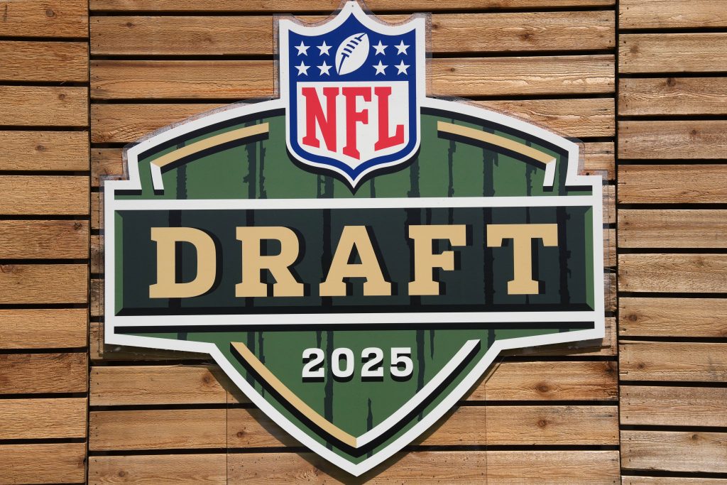 2025 NFL Draft Prospects Choose Their Own Walk-Out Songs in Green Bay ...