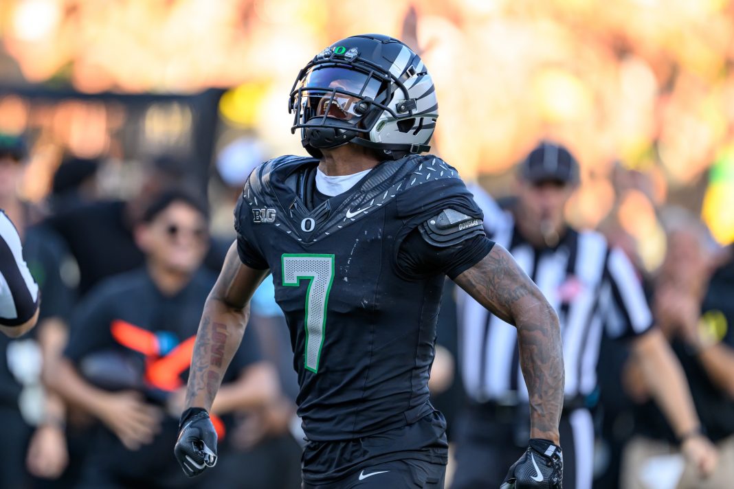 Top 10 Oregon Ducks With the Highest NIL Valuations | College Sports ...