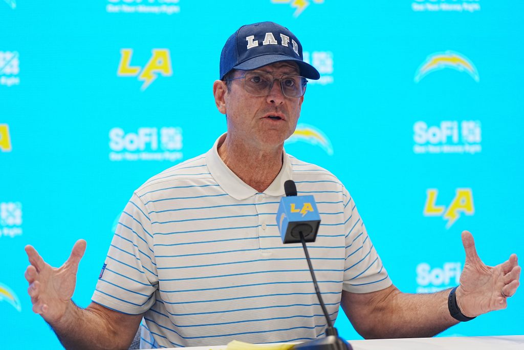 What Does an NFL Draft Room Look Like? Los Angeles Chargers Give a ...