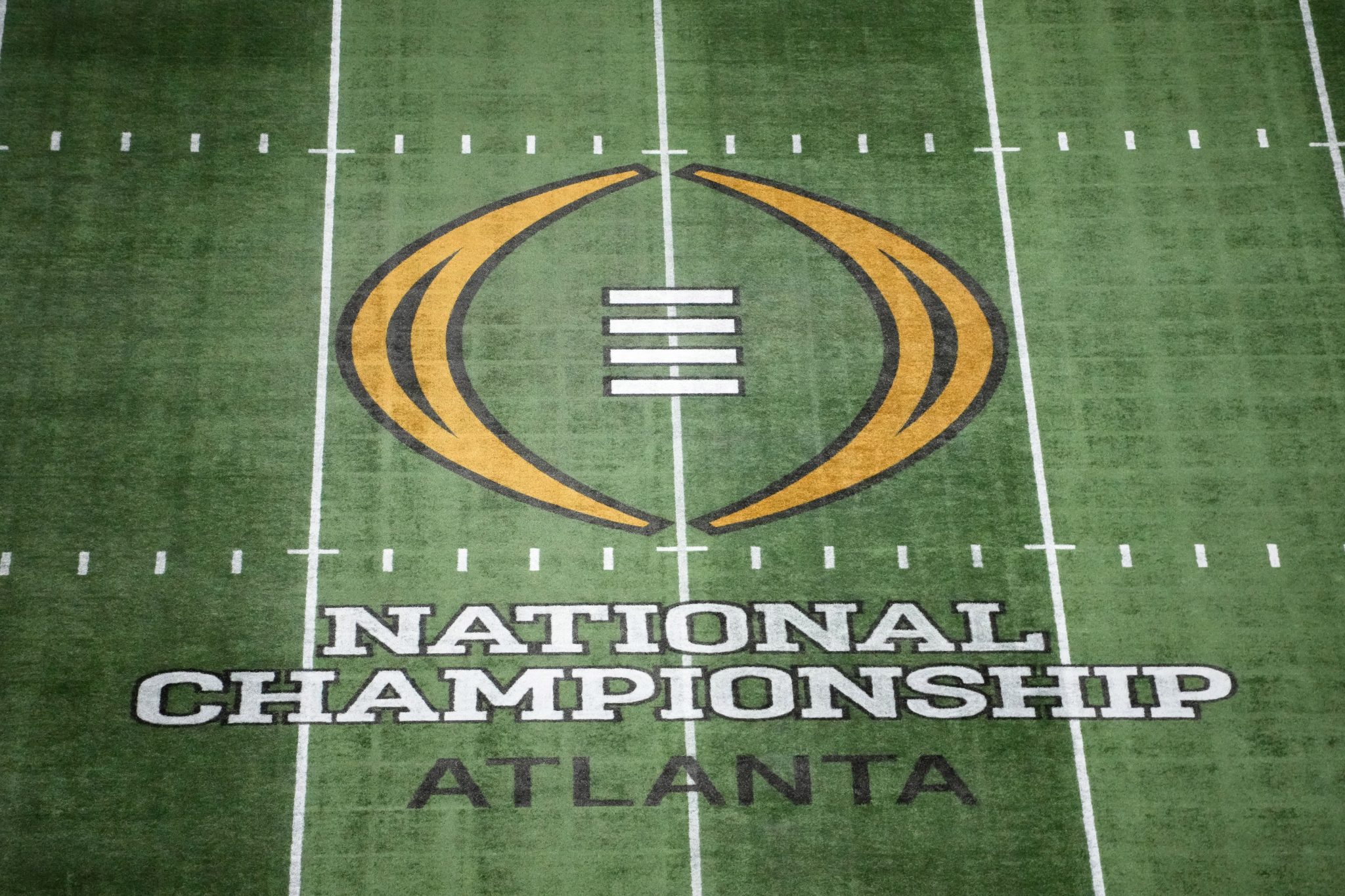 What Are the Differences Between the College Football Playoff and the ...