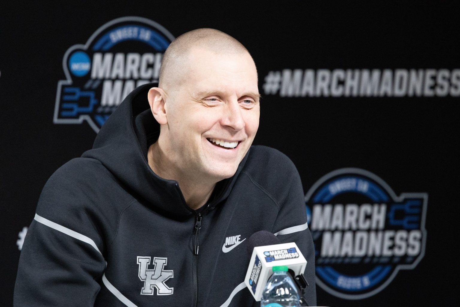 Kentucky Head Coach Mark Pope Earns $250k Salary Increase for ...