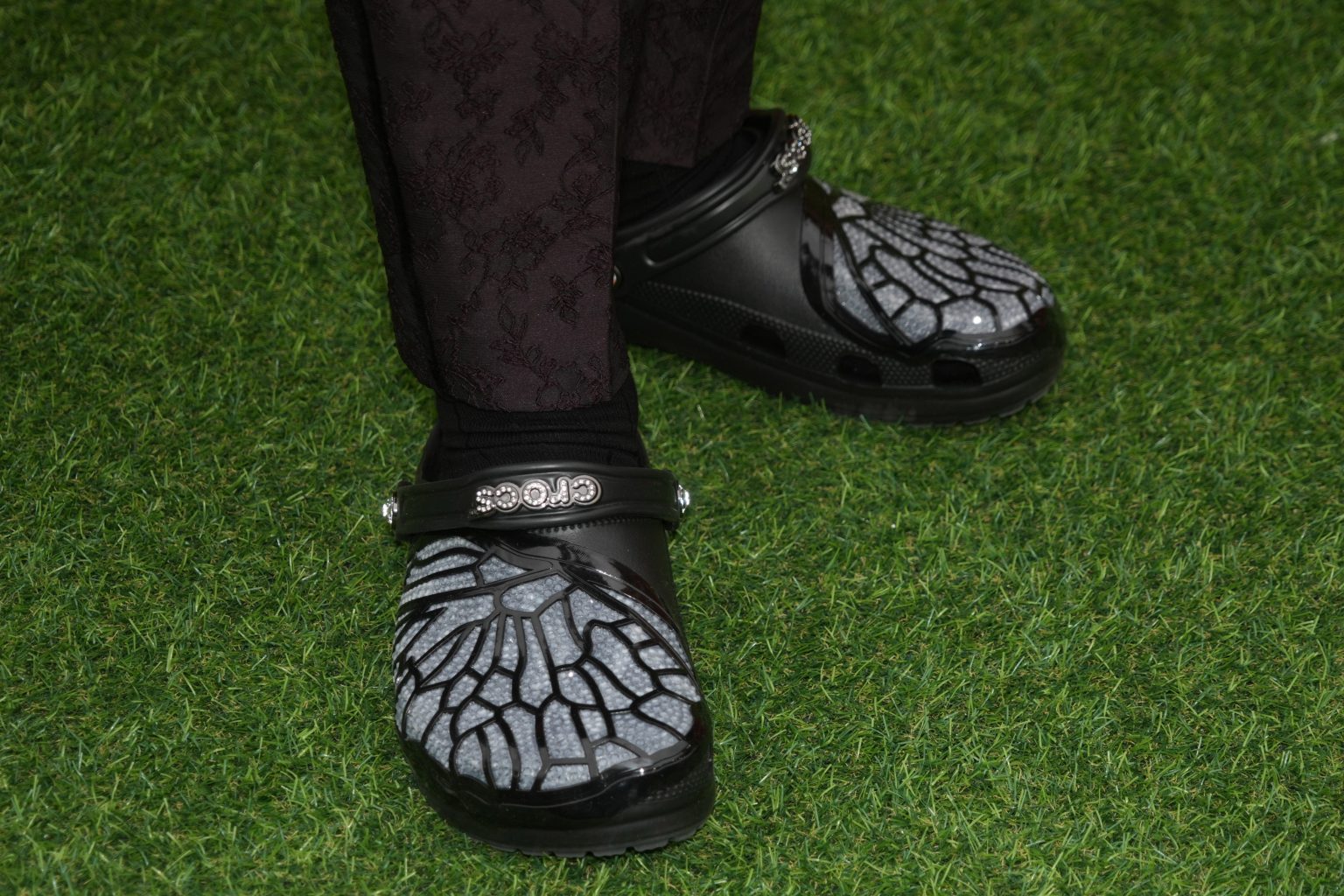 ‘Diamond Crocs Go Hard’ — Ashton Jeanty’s NFL Draft Drip Leaves Fans Speechless | College Sports ...