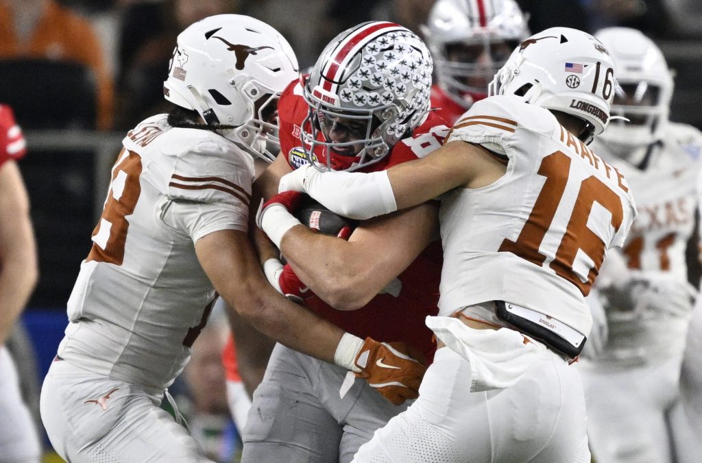 CFB Analyst Reveals the 1 Trait That Could Propel Texas’ Defense To ...
