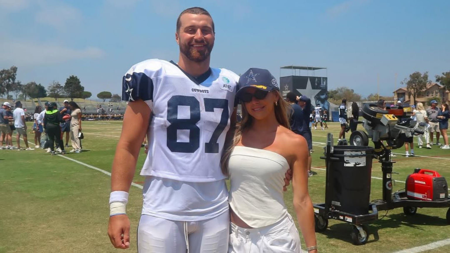 PIC: Jake Ferguson’s Fiancée Haley Cavinder Poses in White Bralette Top ...