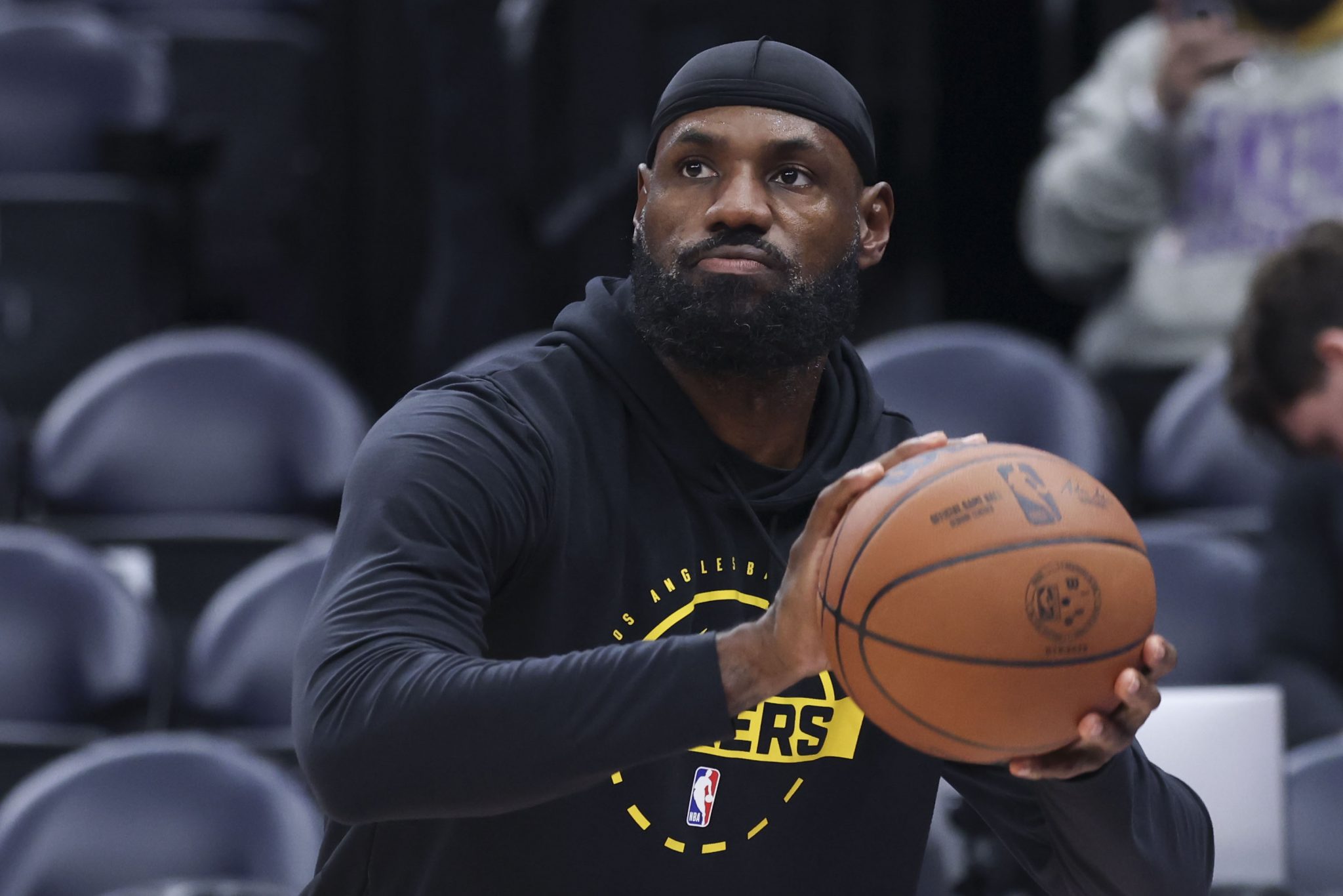 “Tired asf”: LeBron James’ Conditioning Called Into Question by Fans ...