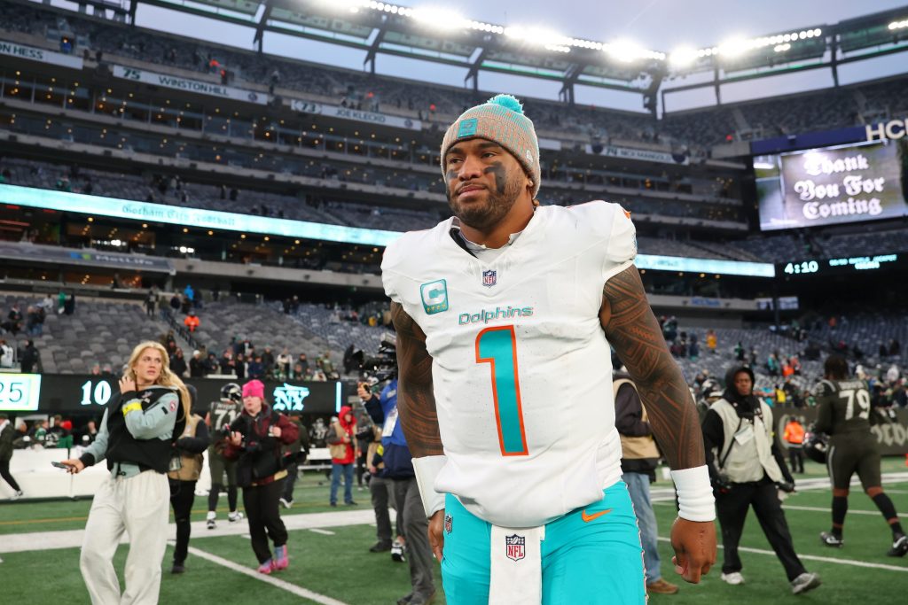 Tua Tagovailoa Landing Spots: 5 QB-Needy Teams That Should Risk It All ...