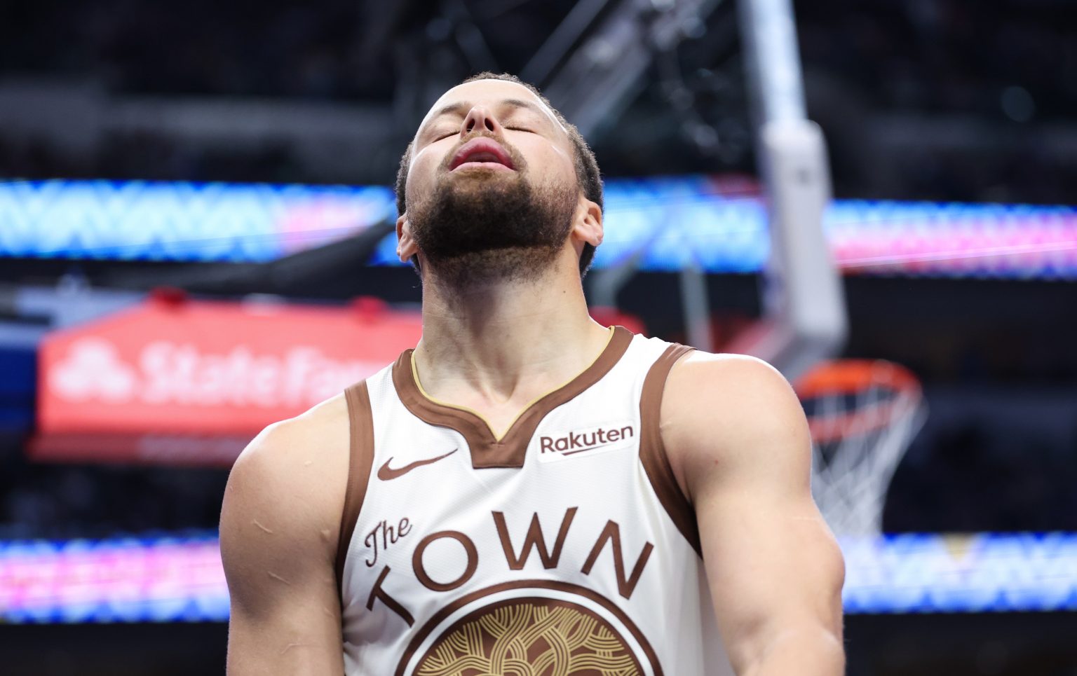 Warriors Injury Report: Massive Steph Curry Problem, 2 Rotation Pieces ...