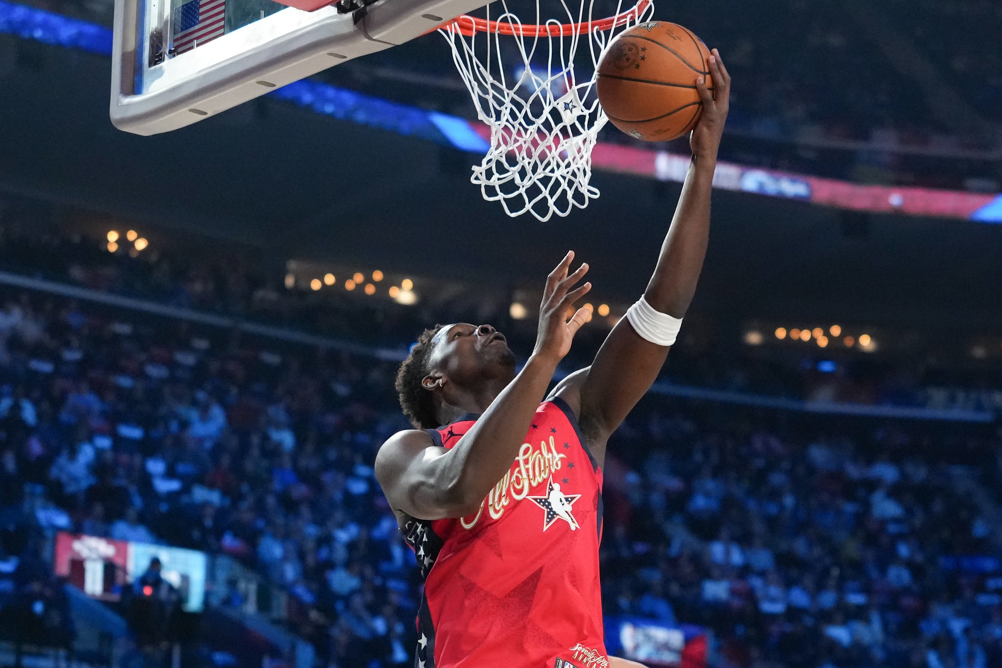 "Actually Might Be His Child": NBA Fans Wheezing After Young Anthony ...