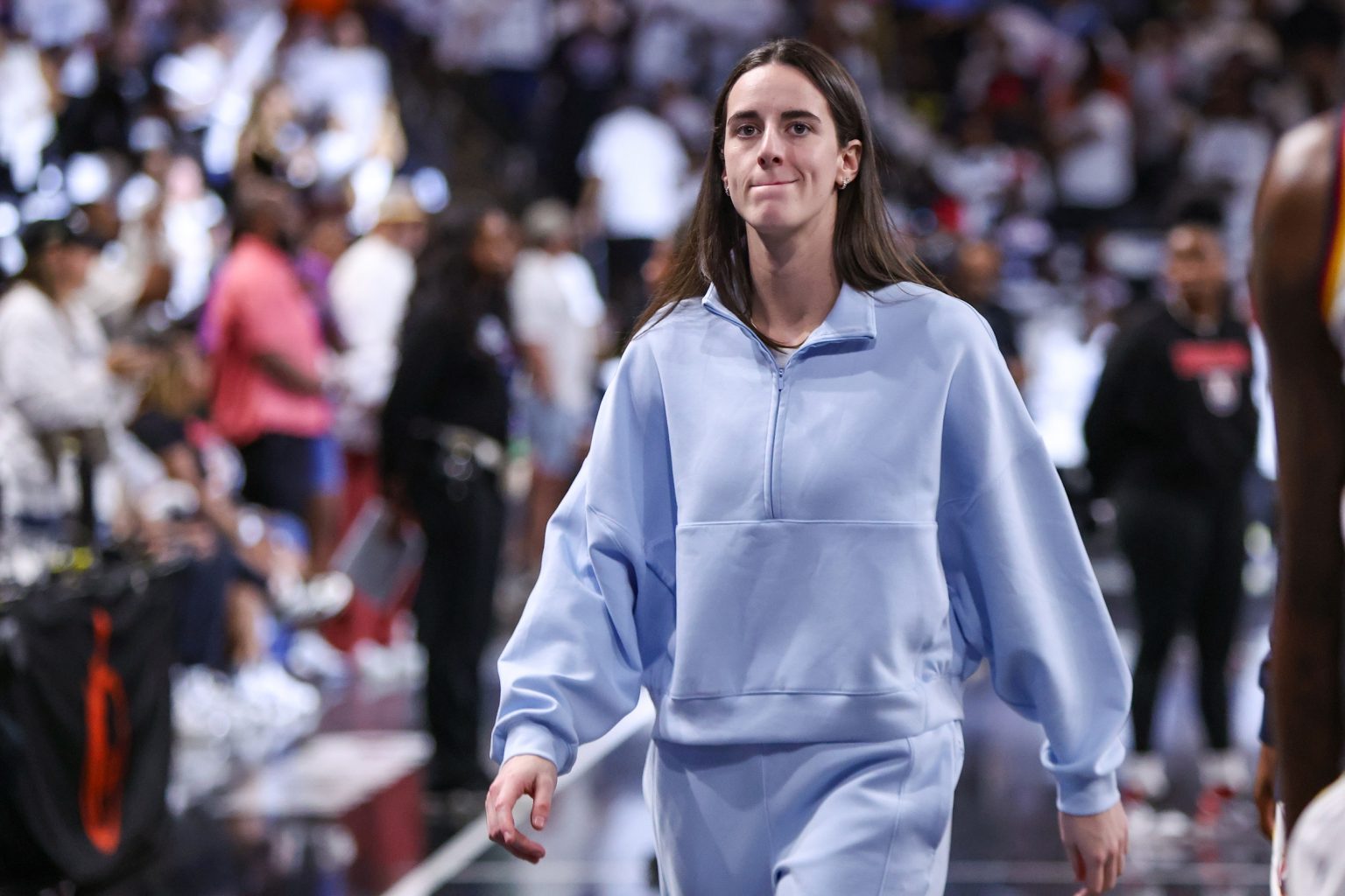 Fever Fans React as Caitlin Clark Plays Basketball in Excellent Shape ...
