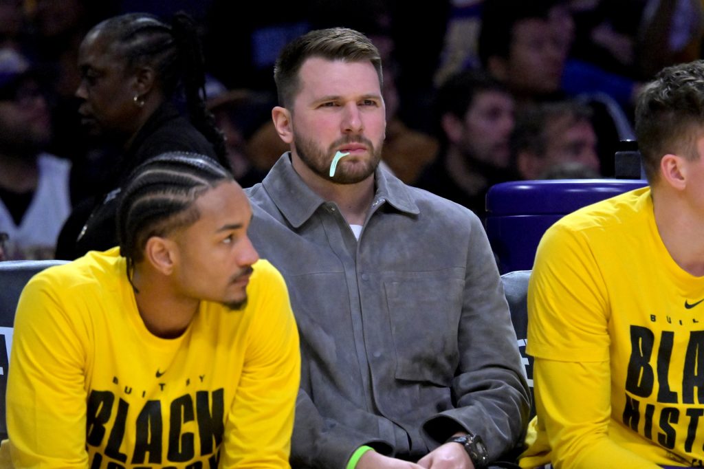 How Much Are Los Angeles Lakers Tickets for Next Season? Full Breakdown ...