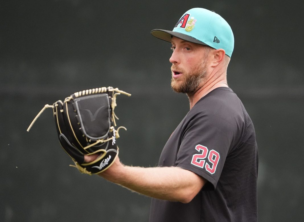 Merrill Kelly Gives Major Reason For His $40M Diamondbacks Return ...