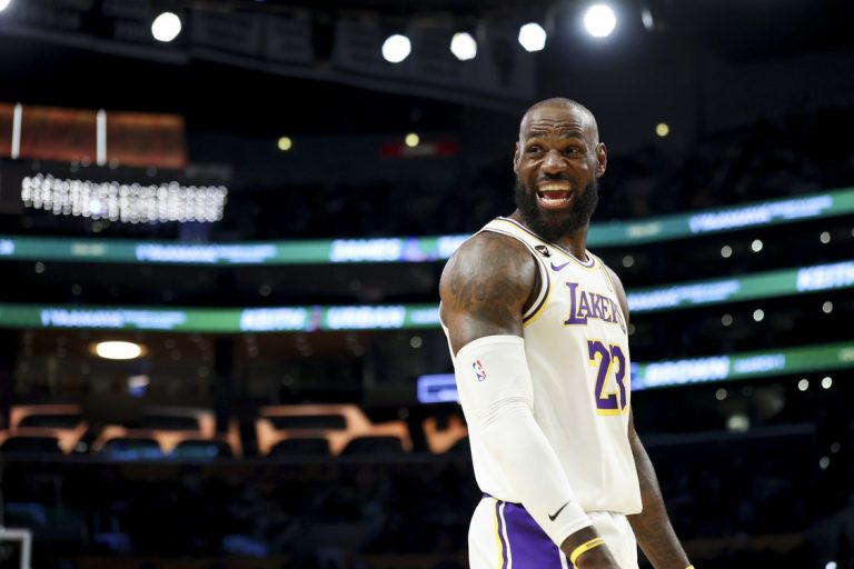 "It's Really Over": LeBron James Leaves Fans Deeply Concerned After ...