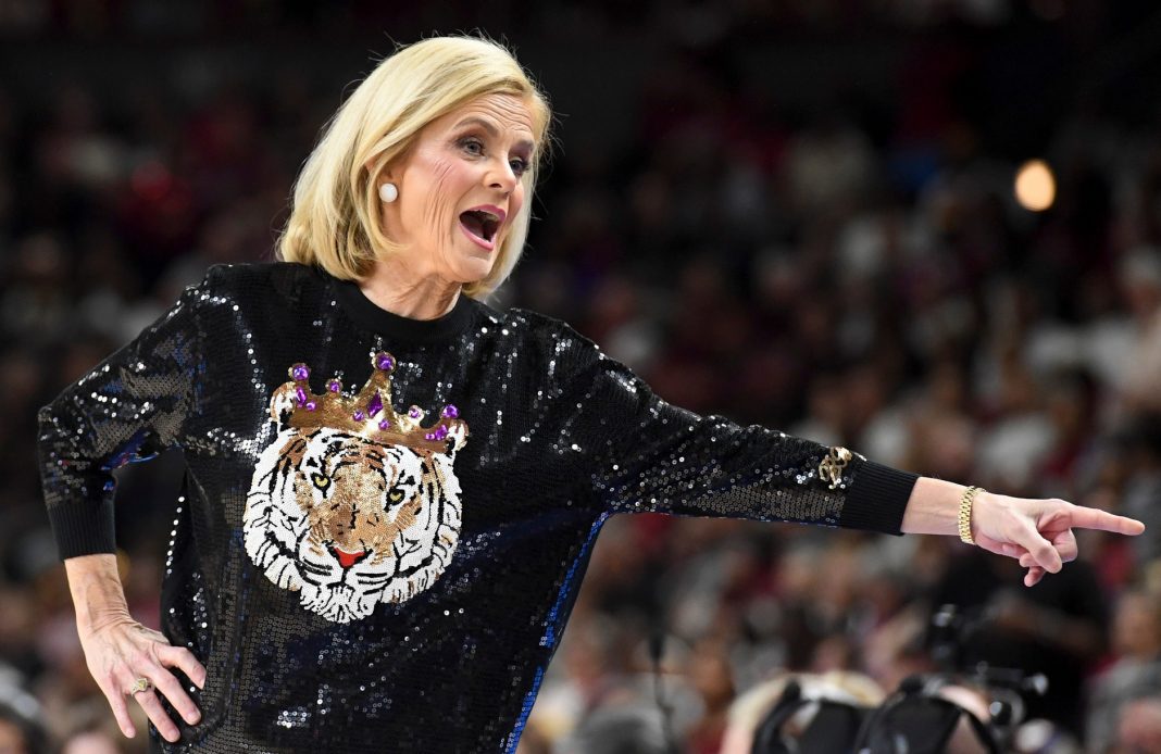 Kim Mulkey’s Hilarious Obama Moment Draws Wheezing Reaction From ...