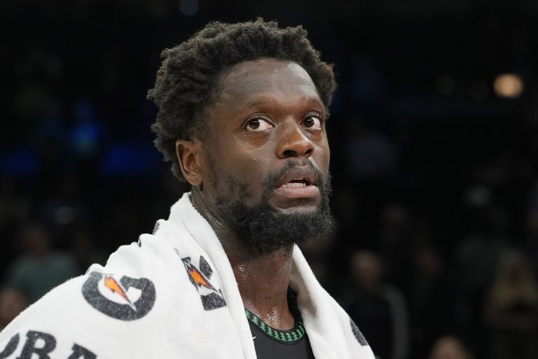 "That S**t Didn't Work Scott Foster": Julius Randle Makes Opinion Clear ...