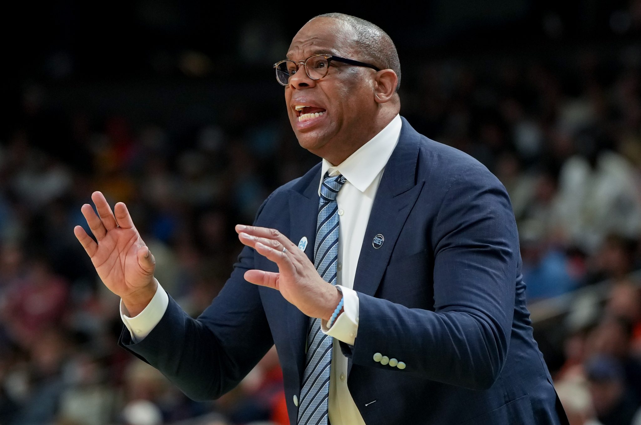"Hubert Davis Spent $2M On This Guy": Former UNC HC's Fans React As ...