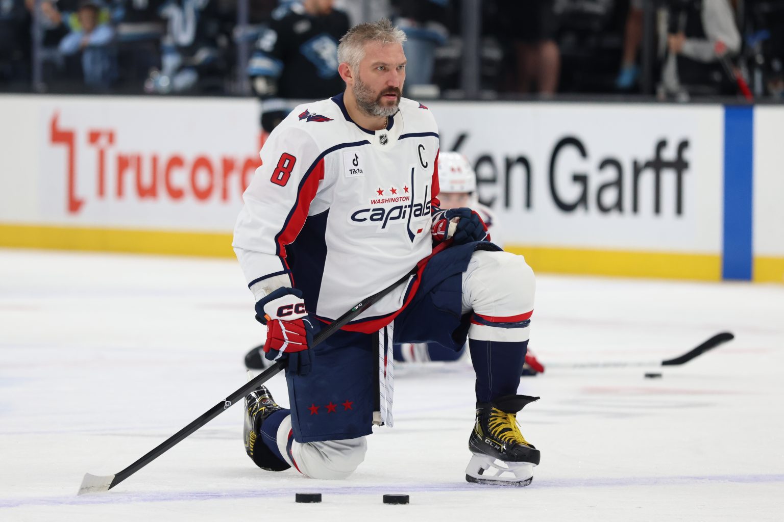 Alex Ovechkin Likely To Follow Wayne Gretzky ‘Blueprint’ When It Comes ...