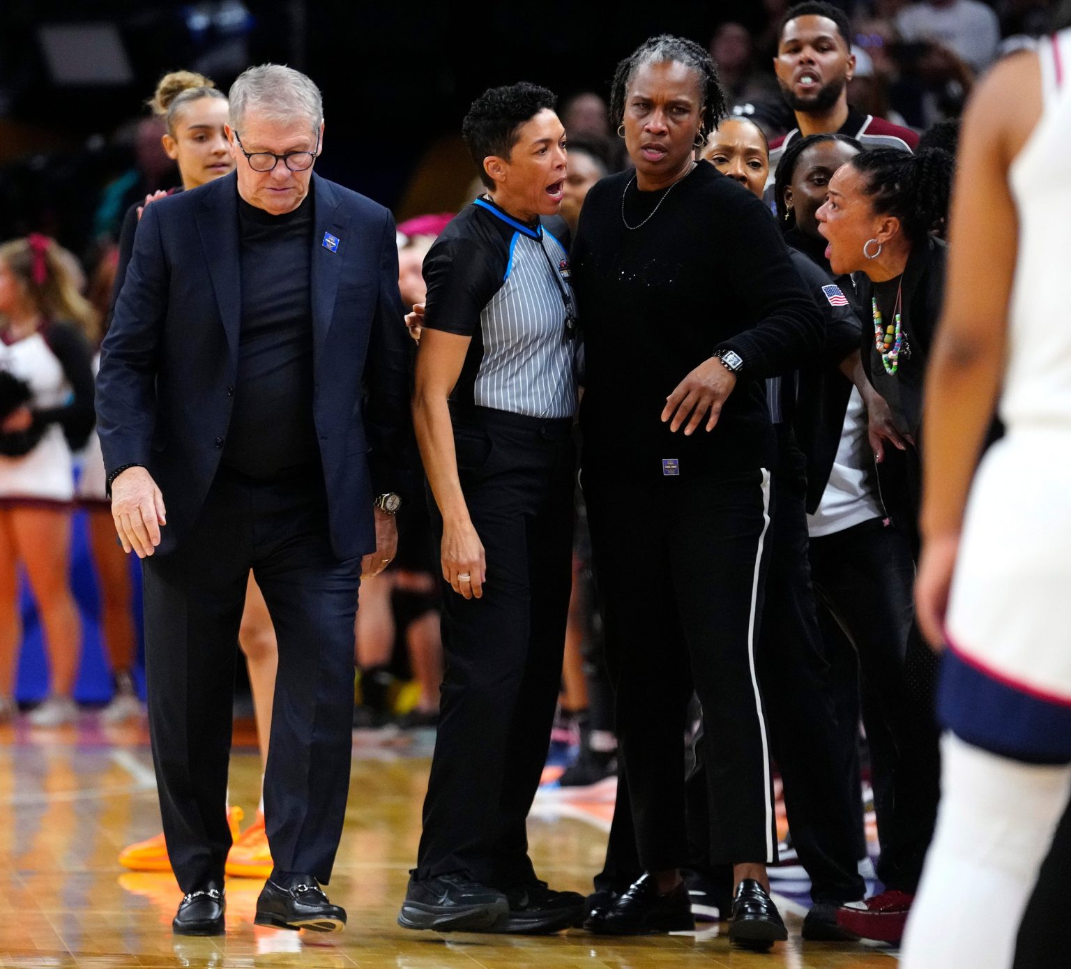 Dawn Staley Brings Up Philly Routes While Breaking Silence on ...