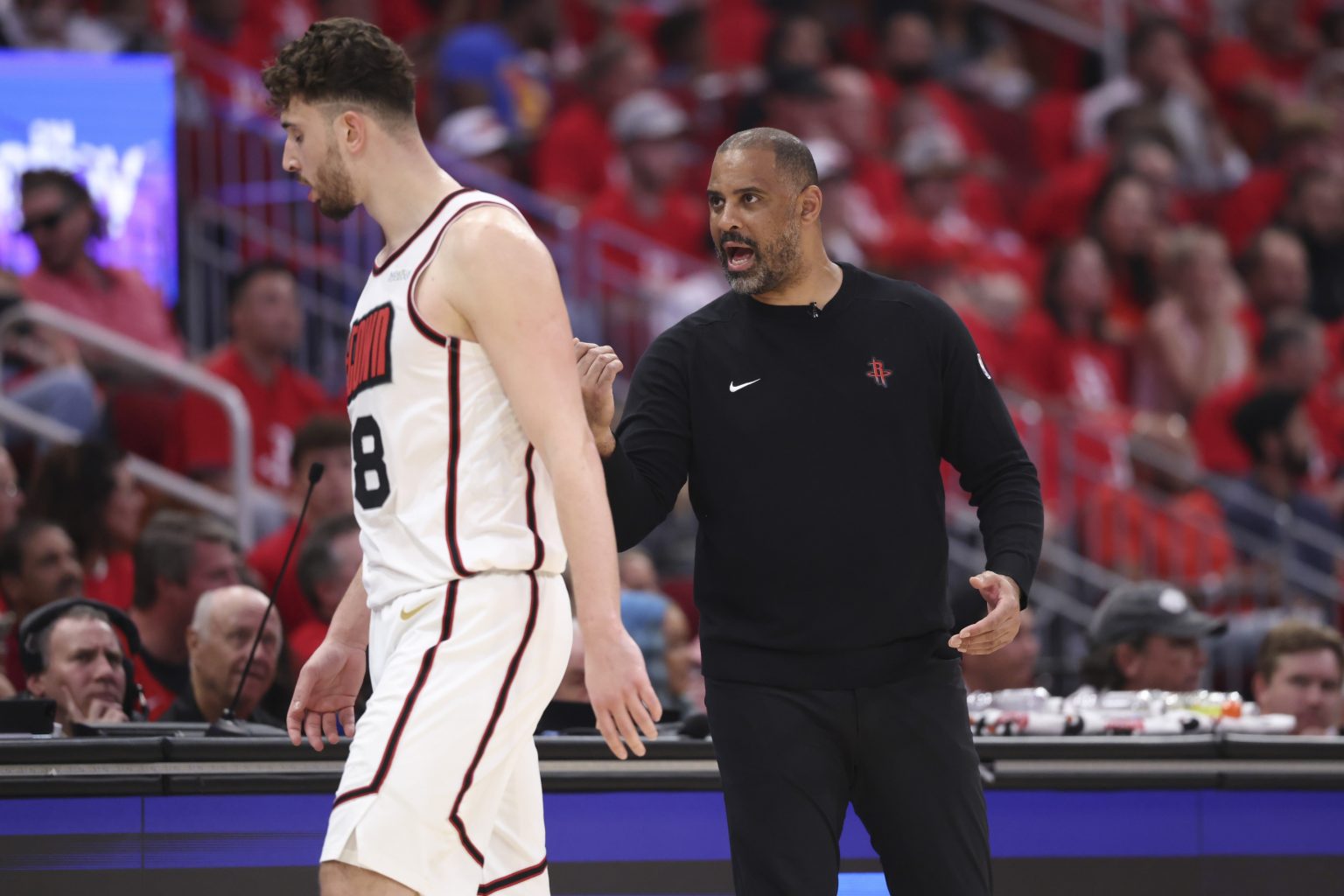 “I Thought JJ Redick Was Aggressive”: Fans Mock Rockets HC Ime Udoka ...