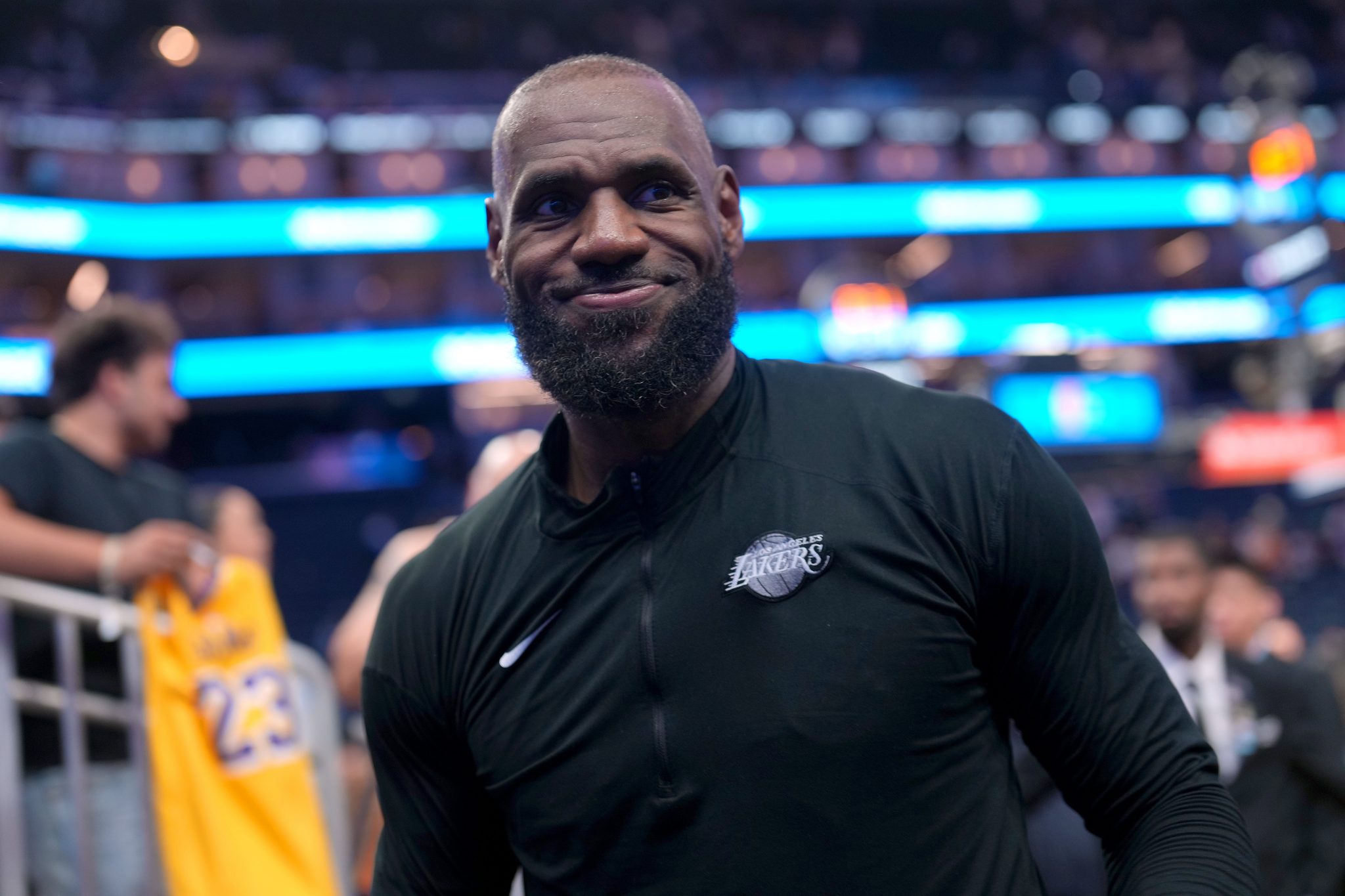 LeBron James Finally Claps Back at Ron Harper Sr. After Years of ...