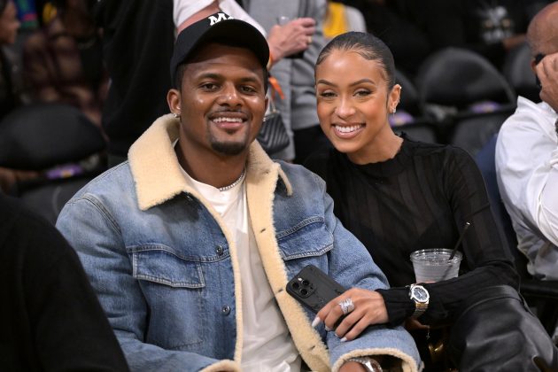 LOOK: Deshaun Watson’s Wife Jilly Shows Off Massive Diamond Ring While ...