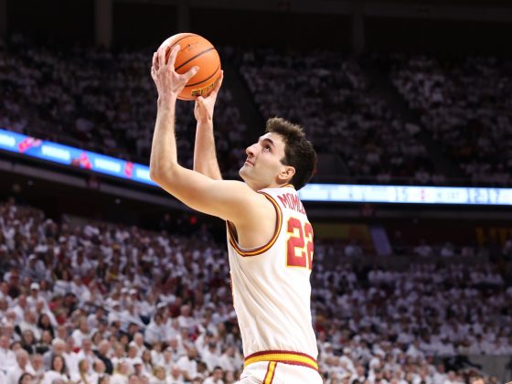 “Jealous Ew”: Kentucky Fans Attack Former NCAA Star for Trolling Milan ...