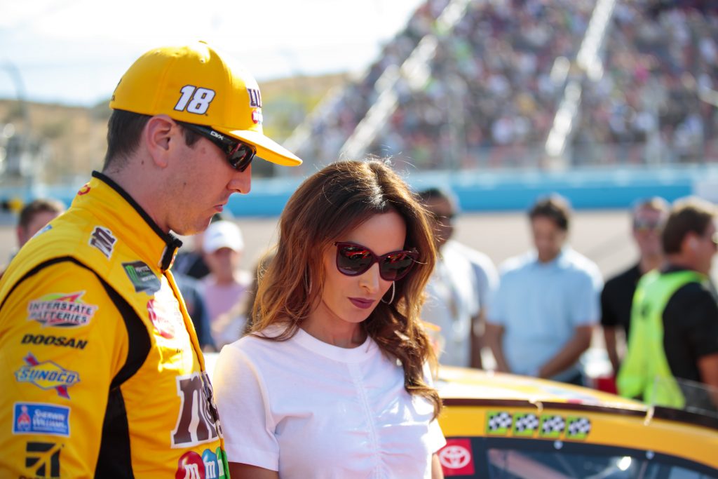 Kyle Busch's daughter Lennix Mimics Dad's Signature Bow in Heartwarming ...