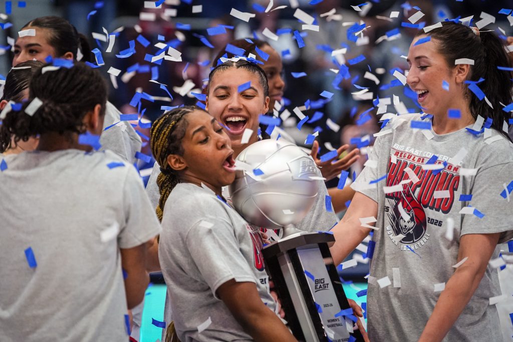 Sarah Strong, KK Arnold, Kayleigh Heckel And More React As UConn ...